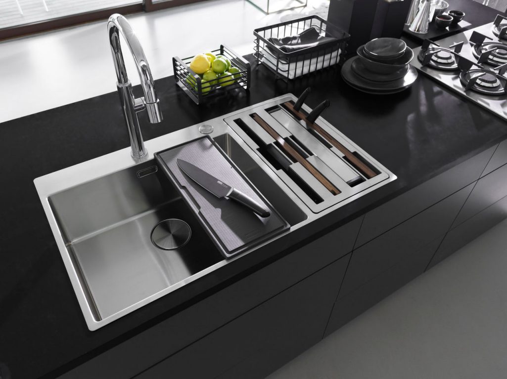 Box Center Sinks