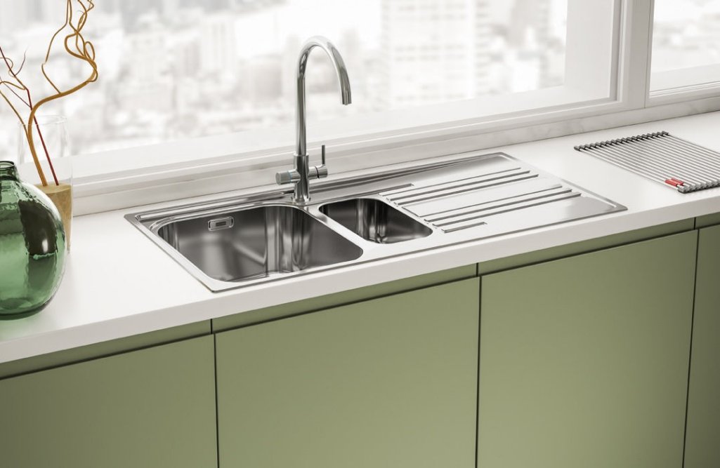 Explore Franke kitchen taps